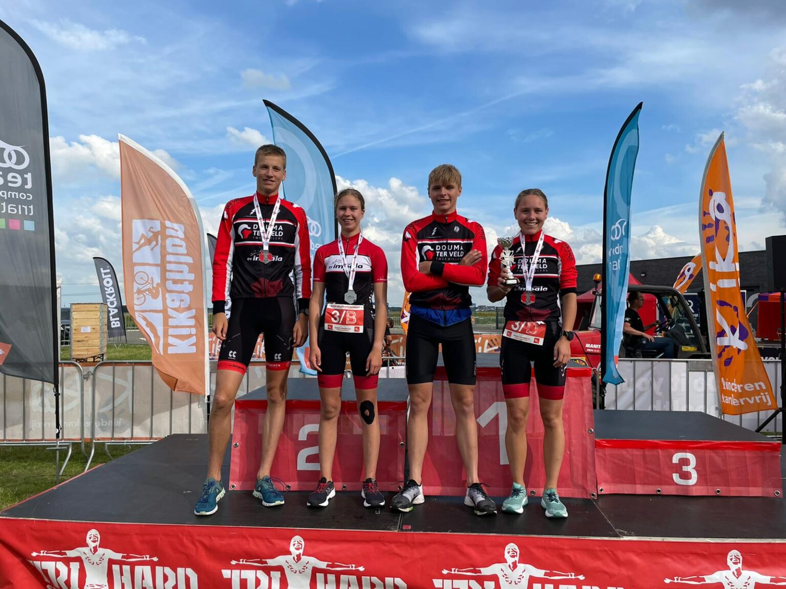 Triathlon jeugdleden maken zich klaar voor EK - AV Impala Drachten